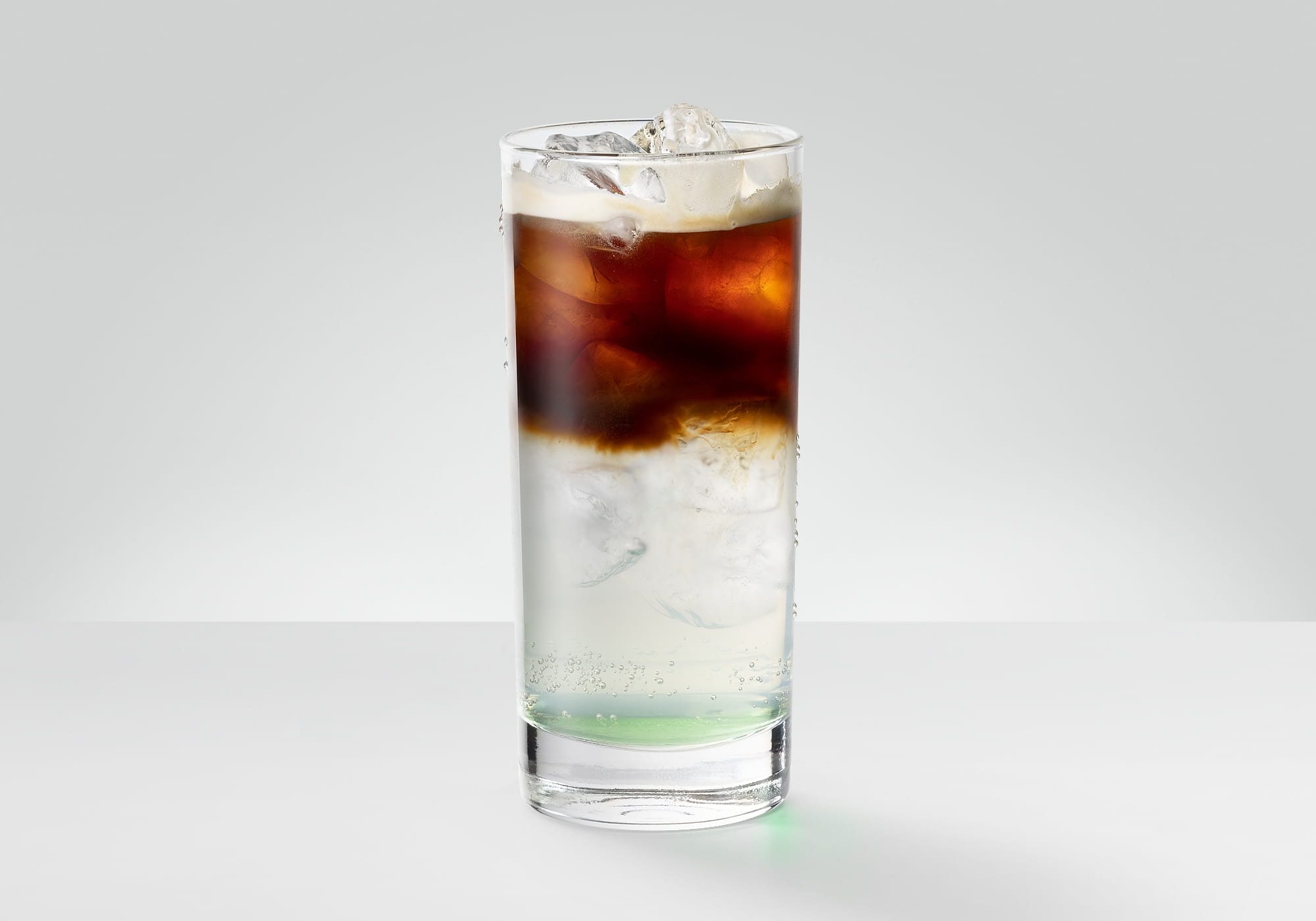 Recipe Cold Brew Basil Spritz - JURA Coffee Machines - Specialities ...